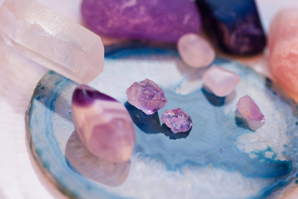 Tarah Co Crystals That Help with Sleep: The Top Crystals for Calmin...